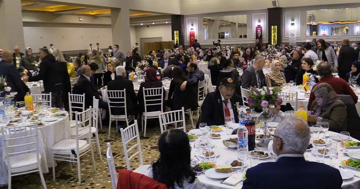 BANDIRMA BELEDİYESİ’NDEN GAZİ VE ŞEHİT AİLELERİNE İFTAR - Marmara Yaşam