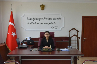 İVRİNDİ KAYMAKAMI ZEYNEP DEMİR GÖREVİNE BAŞLADI - Marmara Yaşam