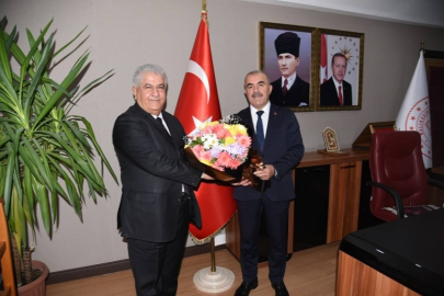 BALIKESİR İL MİLLÎ EĞİTİM MÜDÜRLÜĞÜ’NDE DEVİR TESLİM TÖRENİ - Marmara Yaşam